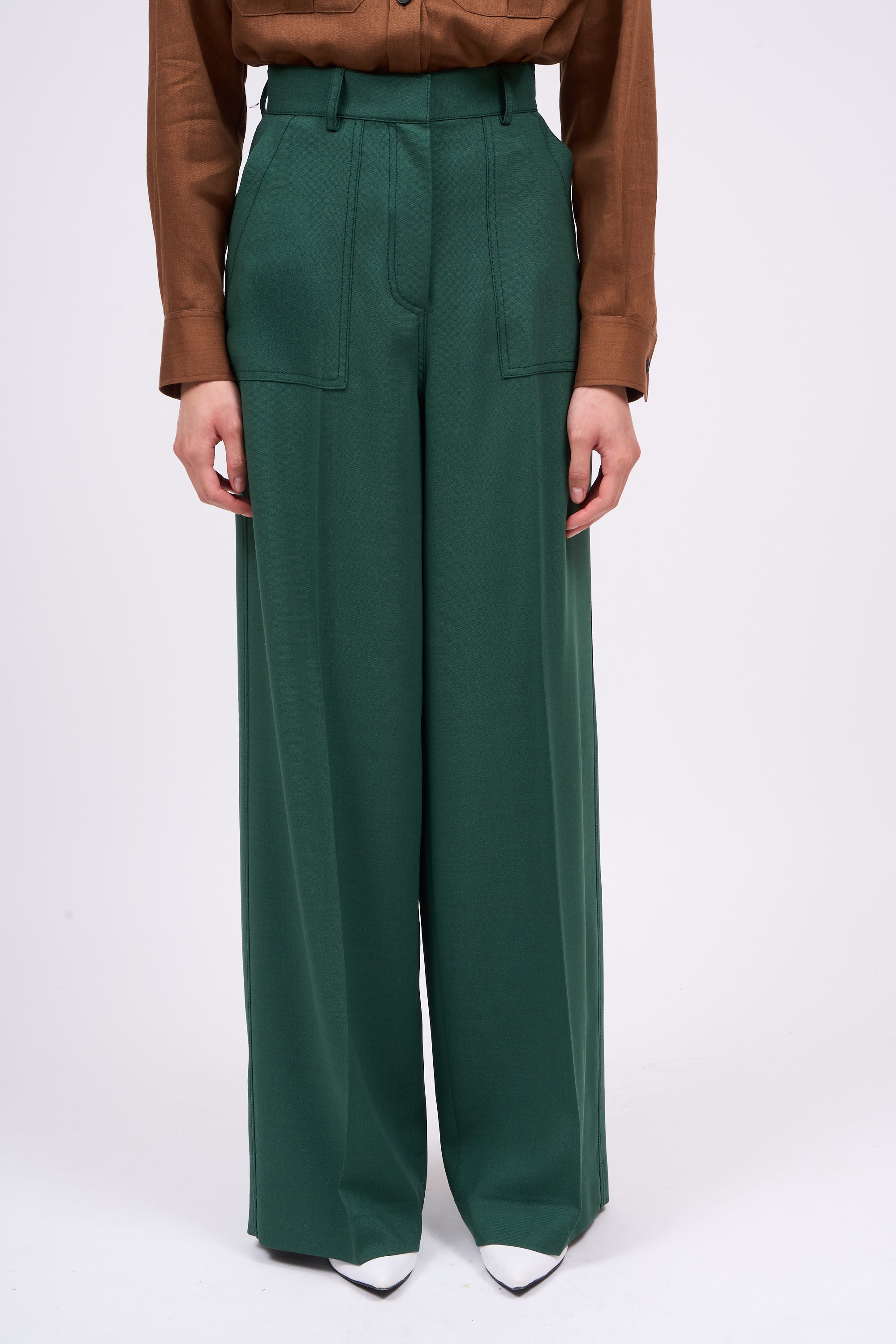 High-waisted, wide-leg trousers in virgin wool and Panama silk